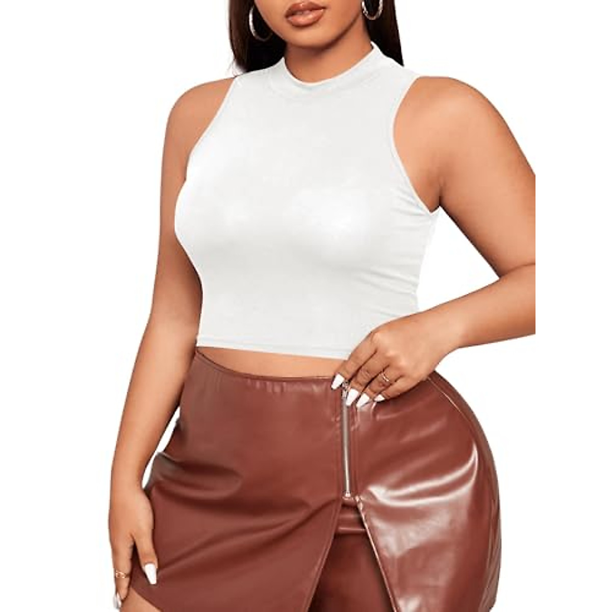 Floerns Women's Plus Size Sleeveless Ribbed Knit Solid Crop Tank Top White 4XL