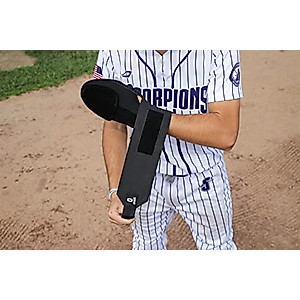 Baseball Sliding Mitt - Ergonomic Design, Easy On & Off, Protective Baseball Softball Glove with Wrist Guard for Base Runners (Right Hand)