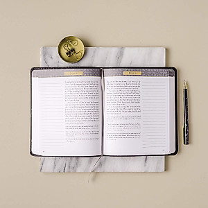 Jesus Calling Note-Taking Edition, Leathersoft, Black, with Full Scriptures: Enjoying Peace in His Presence (A 365-Day Devotional and Prayer Journal)