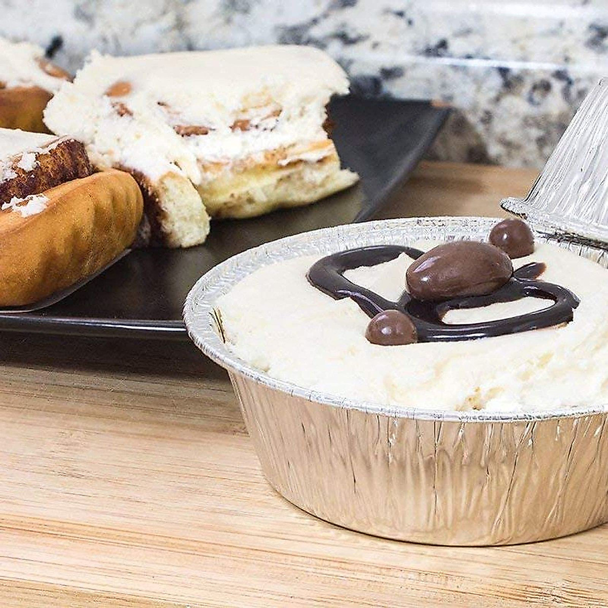 Juvale 100 Pack Mini Individual Pot Pie Pans, Round Disposable Aluminum Tins for Small Business, Catering, Baking, and Cafes (5 In)