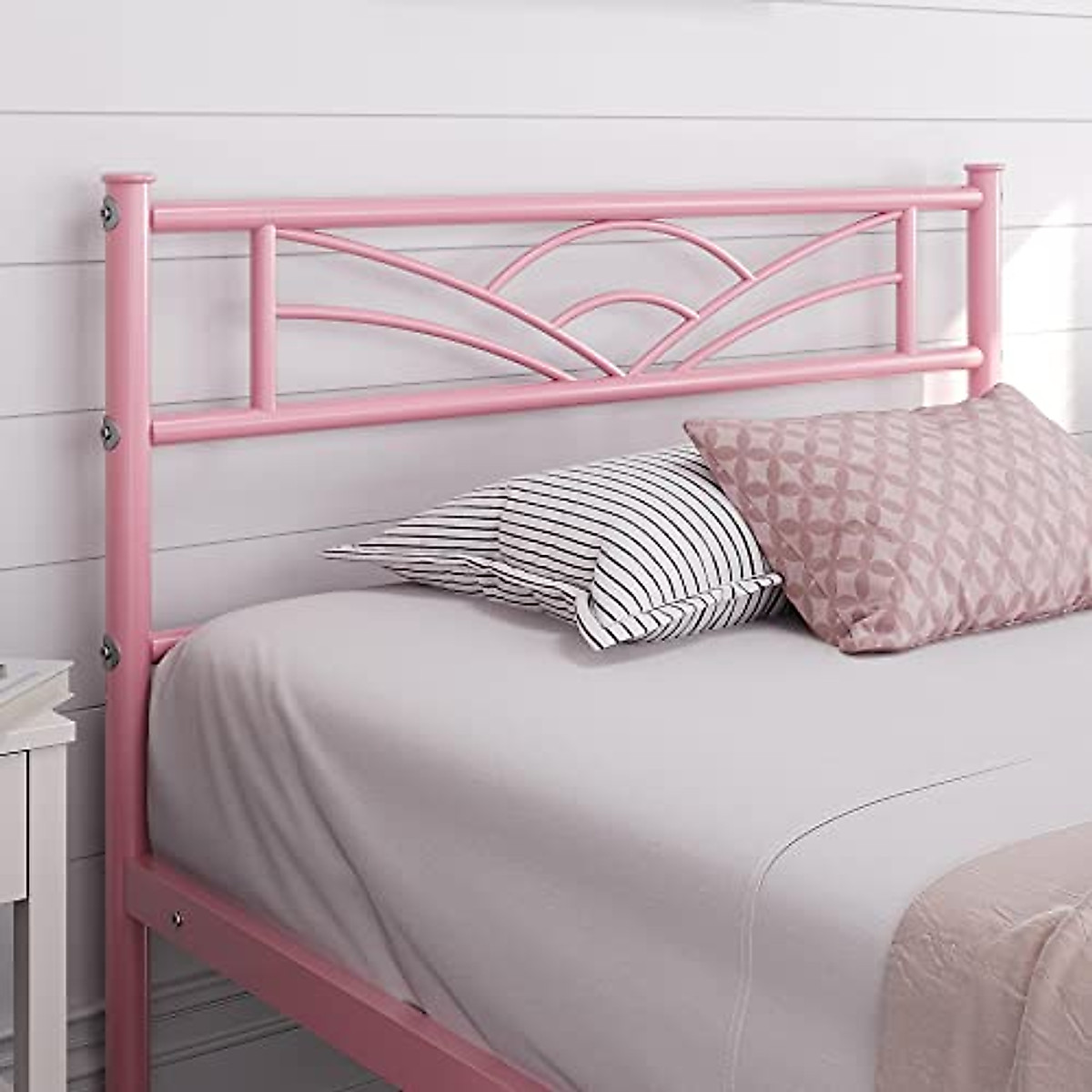 Yaheetech Twin Size Bed Frames Metal Platform Bed Mattress Foundation with Cloud-Inspired Design Headboard/Footboard/Ample Under Bed Storage/No Box Spring Needed/Pink