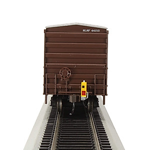 Bachmann Trains - 50' Outside Braced Box Car with Flashing End of Train Device - Frisco # 44213 - HO Scale, 14908