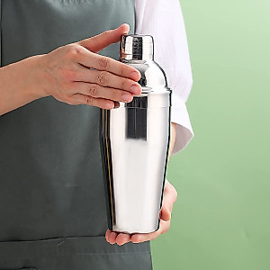 Kyraton Cocktail Shaker, Professional Grade Martini Shaker, Premium Stainless Steel Cocktail Shaker, Bar Accessories for Home Bars 24oz Total Volume