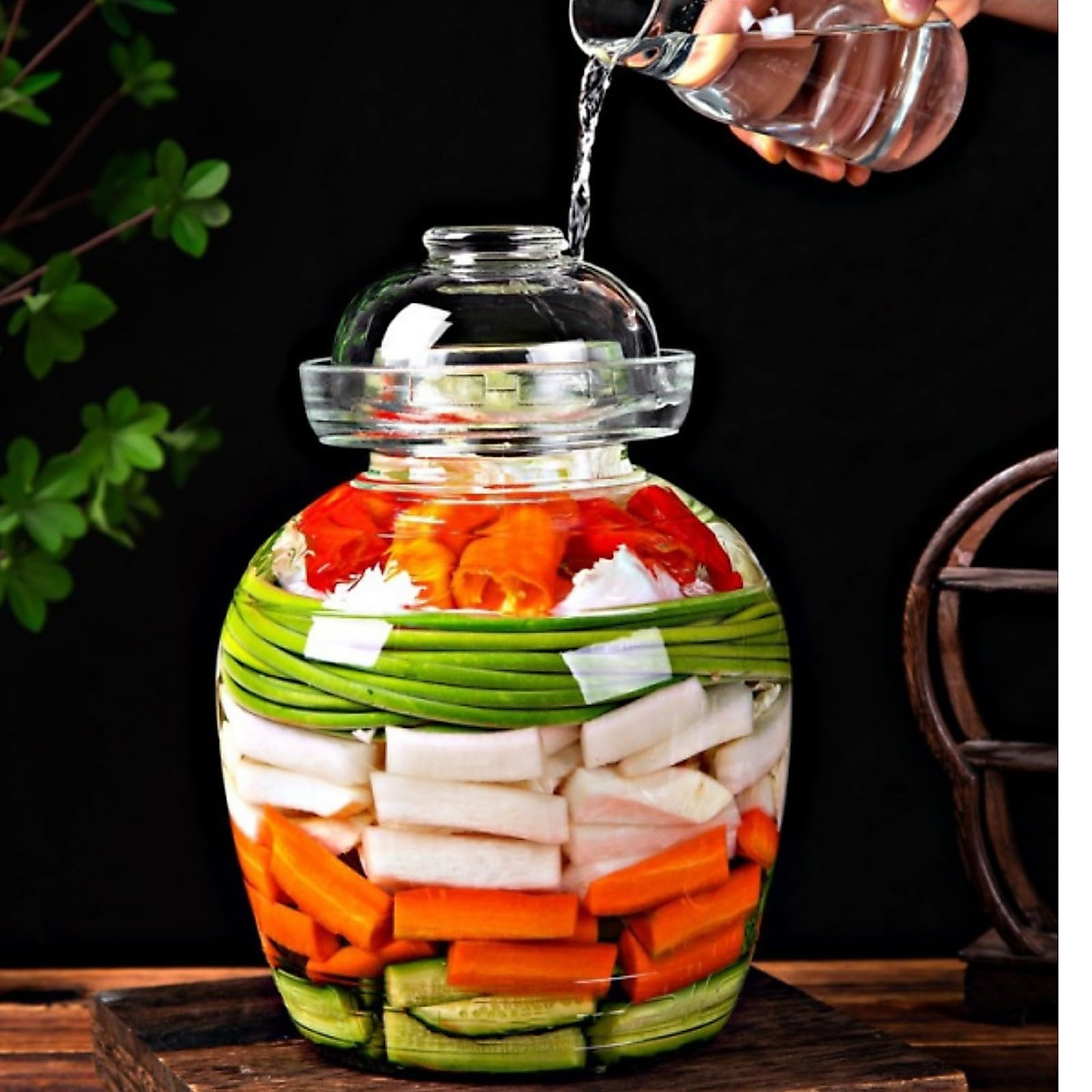 Qunine Glass Pickle Jar 2.5L Fermentation Jar Crock, Traditional Fermentation Jar Canning Jar Kimchi Containers with Water Seal Airlock Lid for Fermenting Pickles, Wine Brewing, Sauerkraut and