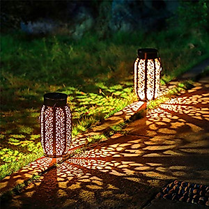 Maggift 2 Pack 10.6 Inch Hanging Solar Lights Outdoor Retro Hanging 20 Lumens Christmas Decorative Solar Lantern with Handle, Brown