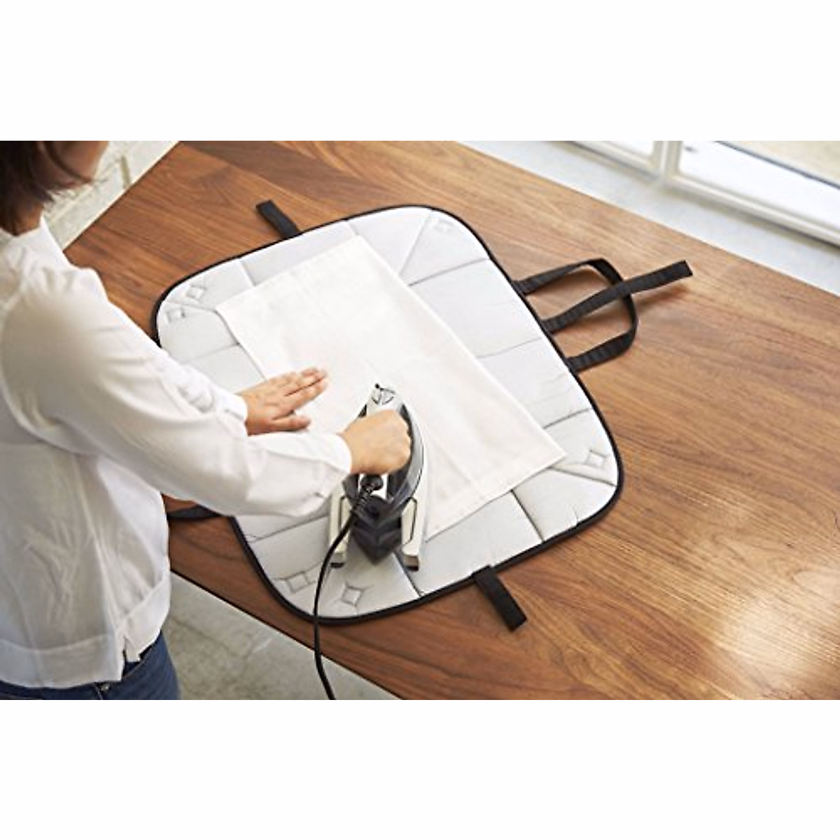 Yamazaki Home Tower 2-in-1 Mat and Bag Portable Folding Iron Pad Cover, W33XD18XH18cm, Black