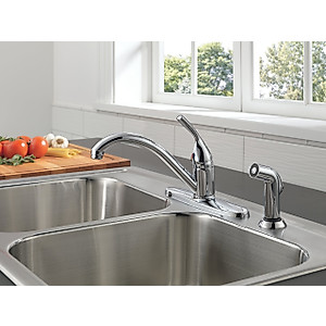 Delta Faucet Classic Single-Handle Kitchen Sink Faucet with Side Sprayer in Matching Finish, Chrome 400-DST