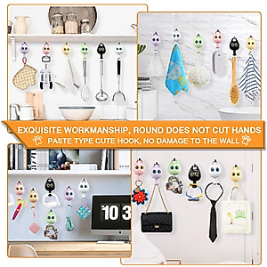 TalkiiWith Creative Adhesive Coat Hooks，2Pcs Wink Cat Hooks for Hanging Towels, Hats,Coat,Cloth Bags, Belts, Key, for Wall Hanging（Green+Purple）