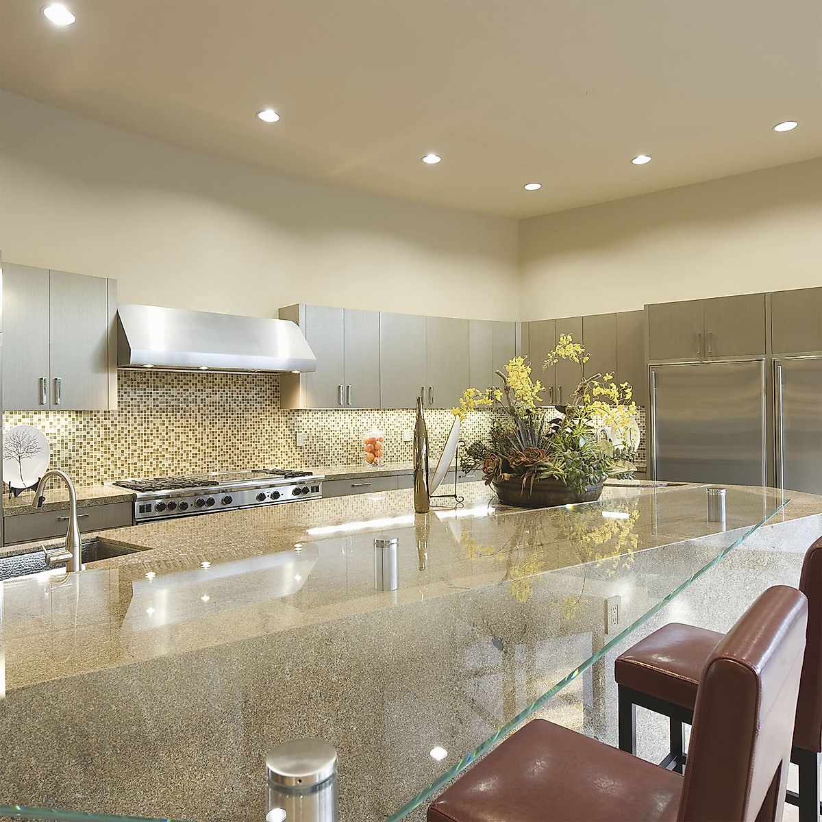 Satco S9635, 11.5 Watt, 3000K, 103 Deg. Beam Angle, Medium Base, 120 Volt, Dimmable, LED BR40 Bulb