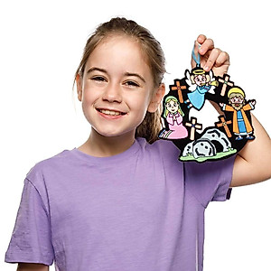 Baker Ross AX792 Holy Week Wreaths - Pack of 10, Kids Fuzzy Art Decorations for Easter and Spring Crafting, Colouring and to Display!