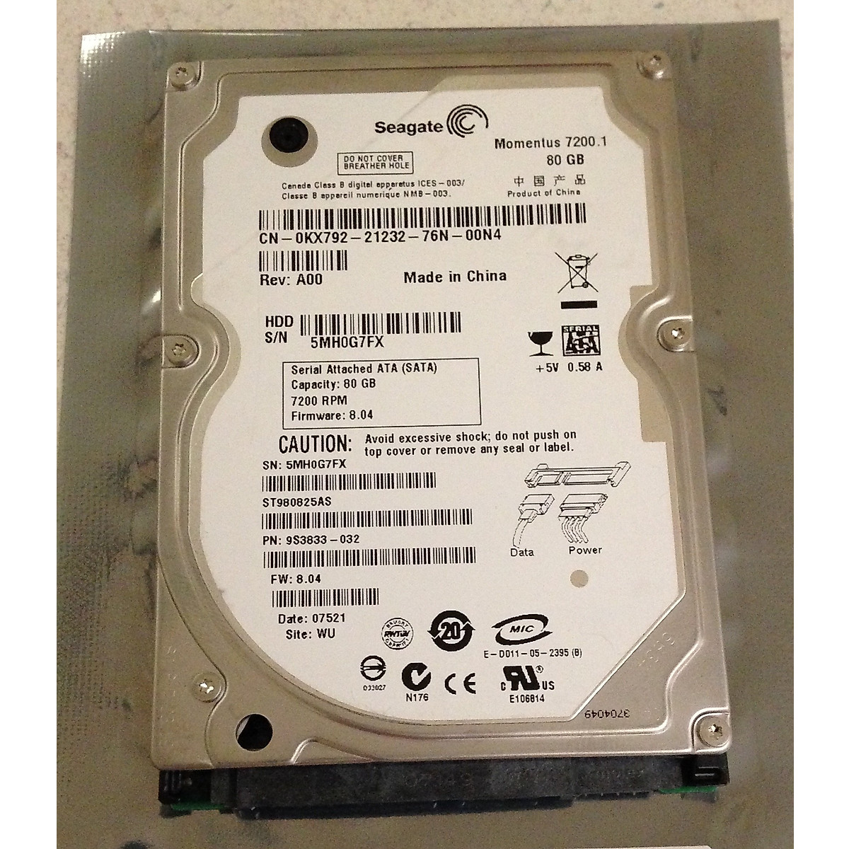 ST980825AS Seagate Momentus 7200.1 SATA Hard Drive ST980825AS
