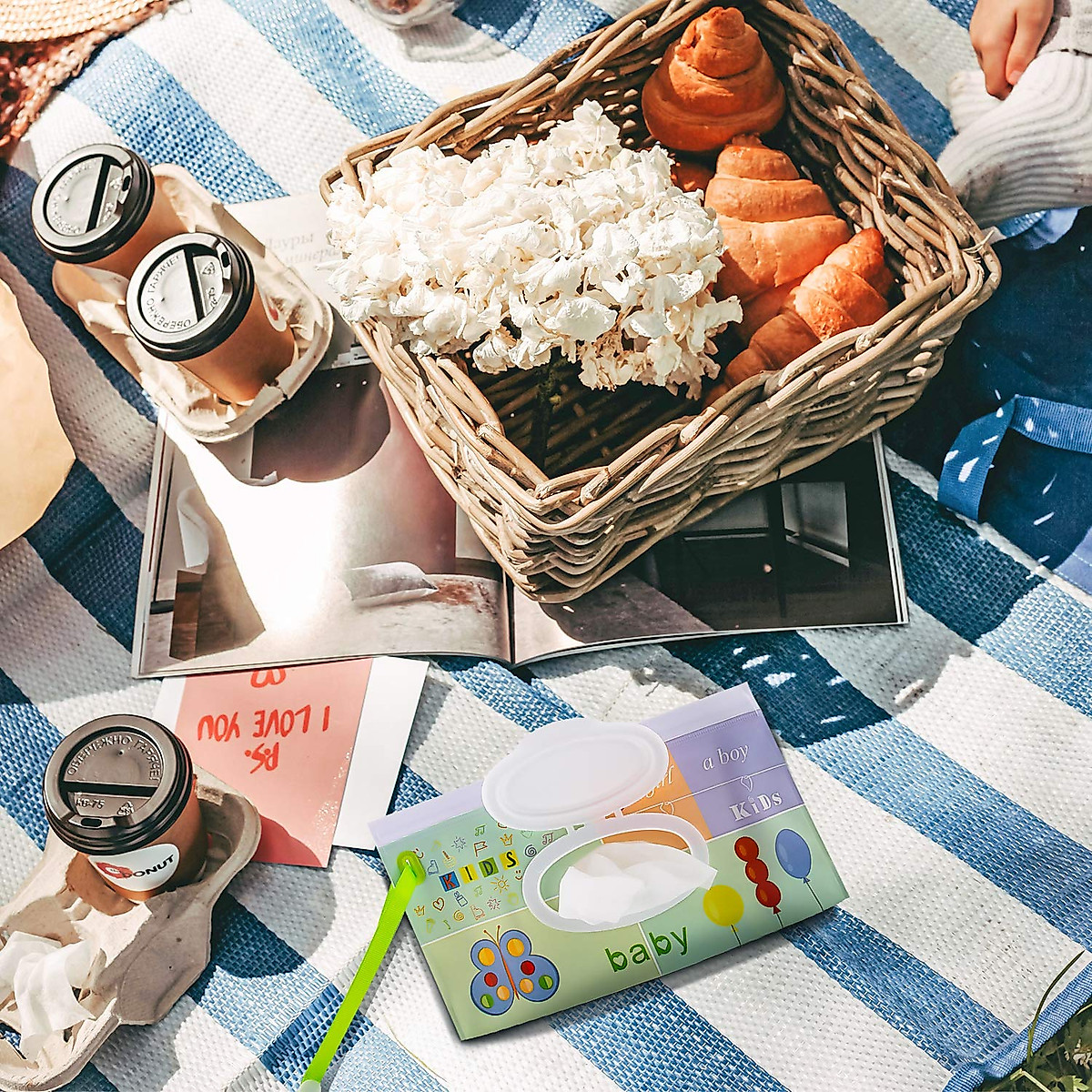 LUTER 4pcs Wet Wipe Pouch Portable Clamshell-Style Baby Wipe Holder, Reusable & Refillable Baby Wipe Carrying Bags for Travel Supplies, Daily Usage (25× 13.5 cm/9.8×5.3inch)