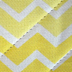 DII Quilted Kitchen Oven Mitt & Potholder Set, Hanging Loop for Convenient Storage, OM 6x13/PH 8x9, Ombre Yellow Chevron