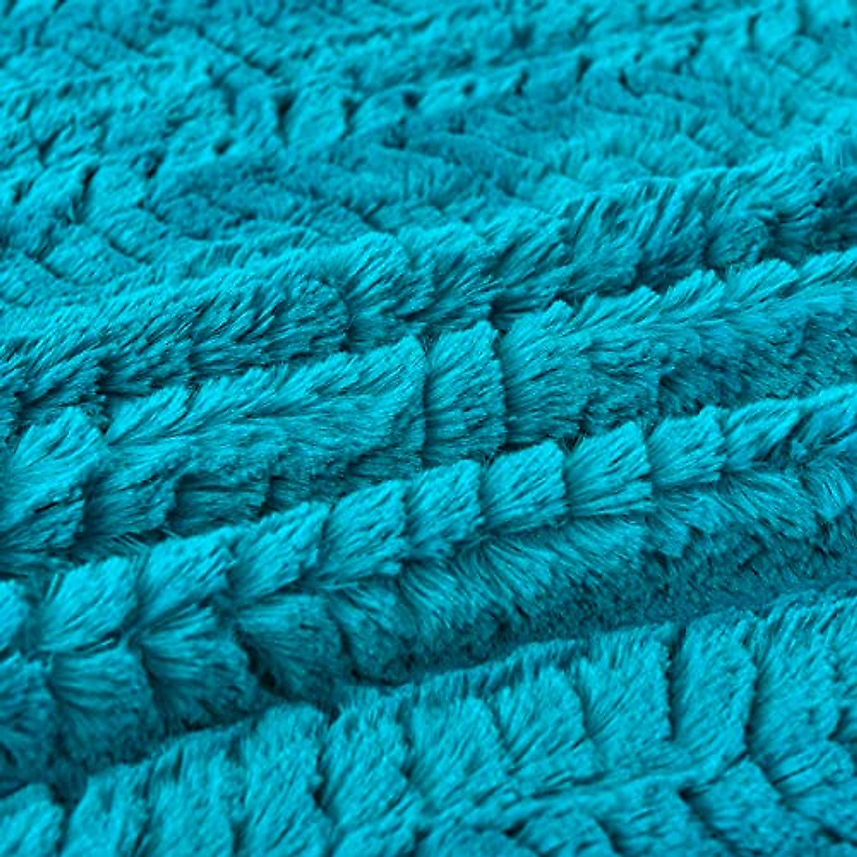 YUSOKI Luxury Faux Fur Throw Pillow Covers-18 x18,Set of 2-Decorative Fuzzy Fluffy Cozy Pillow Cases for Sofa Couch Bedroom Without Insert(Teal/Turquoise,18"x18")