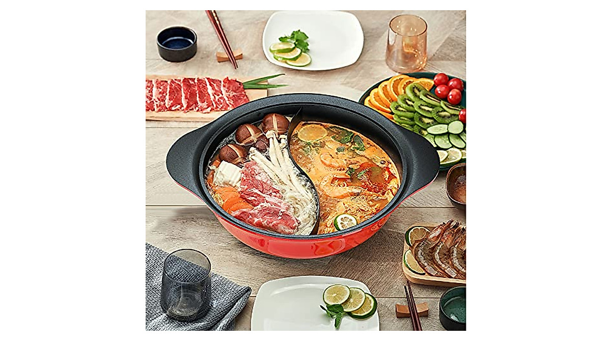 Dual Flavor Hot Pot with Divider for Induction Cookers | 4.5 Quart