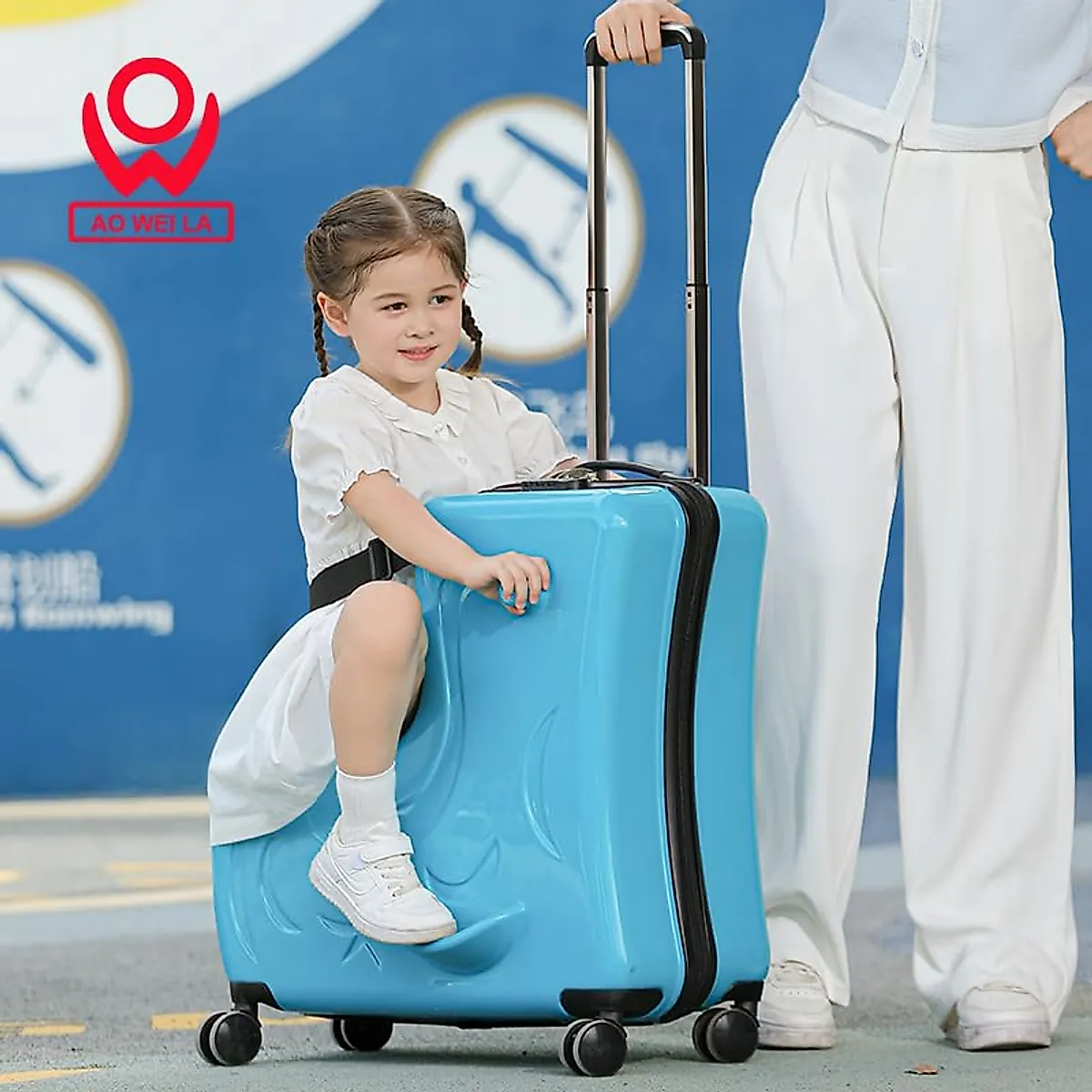 N-A AO WEI LA OW Duffel Bag for Kids Ride-On Suitcase Carry-On Luggage with Wheels (Blue, 24 Inch(suggest 6-12 years old))