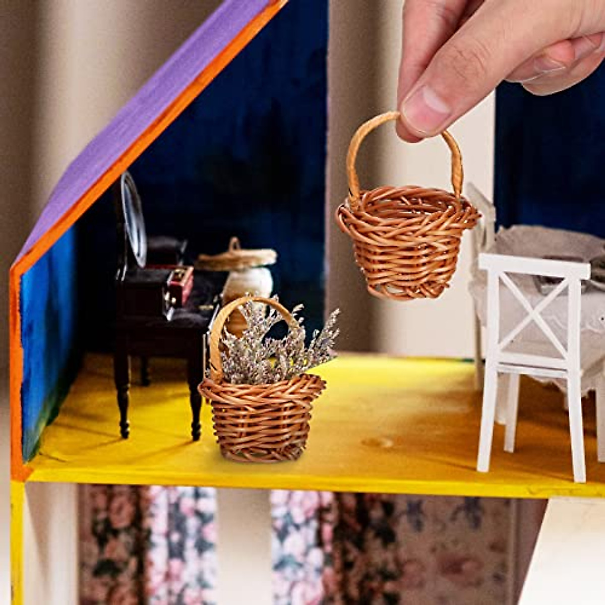 Wicker Basket 8pcs Mini Woven Baskets Miniature Picnic Baskets with Handles Farmhouse Small Basket Wedding Candy Gift Baskets Tiny Hamper Baskets for Wedding Xmas Tree Ornaments Woven Basket