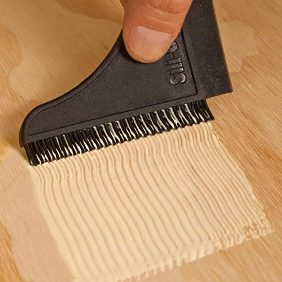 The Complete Silicone Glue Kit Wood Glue Up 4Piece Kit 2 Pack of Silicone Brushes 1 Tray 1 Comb Woodworking Glue Spreader Applicator Set