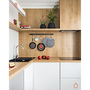 Pot Holders for Kitchen Heat Resistant, Silicone Pot Holders Set of 2 Hot Pads Pot Holders with Pocket Machine Washable for Cooking Baking, 9.8"x7.6"