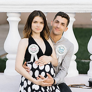 2Pcs Mom and Dad to Be Pin,Gender Reveal Baby Shower Tinplate Badge Pin,Oh Baby Green Theme Party Decorations Gifts,Pink and Blue