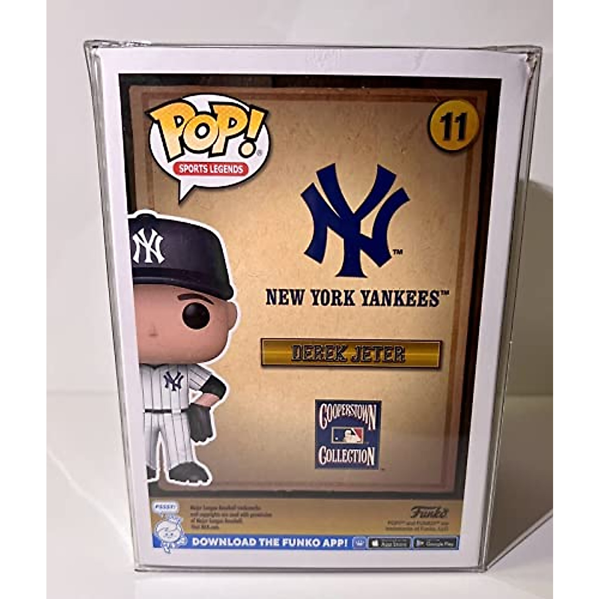 Funko Pop! Sports Legends Derek Jeter Shop Exclusive Figure #11 White