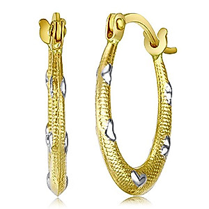 Wellingsale Ladies 14k Two Tone White and Yellow Gold Polished Heart Pattern Oval Hoop Earrings (12 x 15mm)