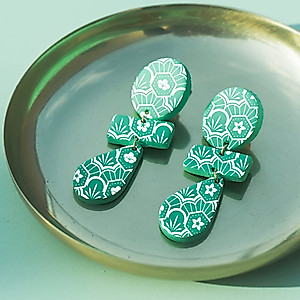 OLYCRAFT 4x5 Inch Flower Clay Stencils Floral Non-Adhesive Silk Screen Stencil Japanese Traditional Style Clay Silk Screen Reusable Mesh Transfer for Polymer Clay Jewelry Earring Making