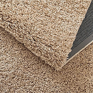 Rugs.com Everyday Shag Rug  –  Taupe Shag Rug Perfect for Bedrooms,Dining Rooms,Living Rooms and More,Beige,7'x10'