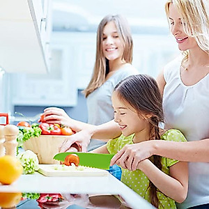 COZYMATE 6pcs Kids Wooden and Plastic Knife Set, Kids Safe Knife with Wood Kids Knife Resistant Gloves Cooking Knives Serrated Edges Toddler Knife Kids Plastic Knife for Kitchen Children