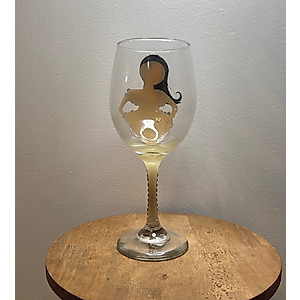 Diva Wine Glass, Long Hair, Large 20oz Decorated Wine Glass, Black, Brown, Woman Drinking Glass, Gift Favours, Gift Favors, Grant Favors, Unique Birthday Gift, Brown Girl on Wine Glass (Red)
