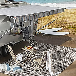 JONATHAN Y SMB206B-4 Chevron Modern Concentric Squares Braided Indoor Outdoor Area-Rug, Farmhouse, Traditional Easy-Clean,Bedroom,Kitchen,Backyard,Patio,Non Shedding, Black/Light Gray, 4 X 6