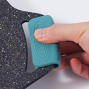 Silicone Pot Handle Sleeve, 12 Pcs Cast Iron Handle Cover, Anti-Slip Silicone Skillet Handle Cover with Buckle, for Frying Cast Iron Skillet Pan, Reusable (3 Colors)