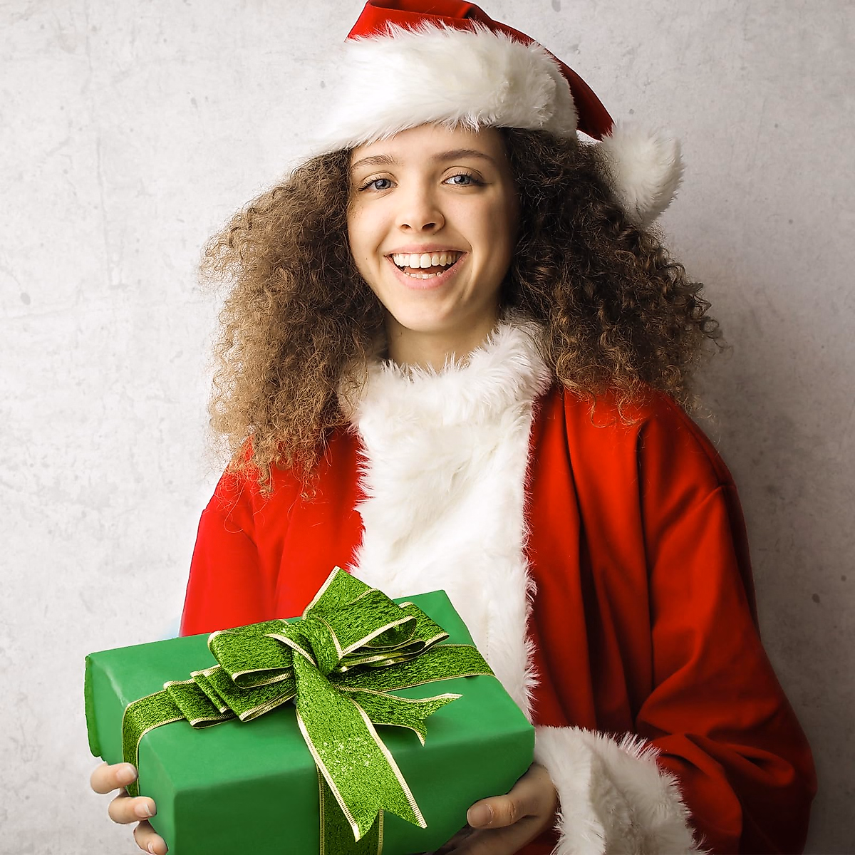 Simetufy Green Tissue Paper for Gift Bags, 115 Sheets of 14 x 20 Inches Christmas Green Wrapping Paper, 3 Colors Gift Wrapping Tissue Paper Bulk for DIY Crafts Birthday Wedding Saint Patrick's Day