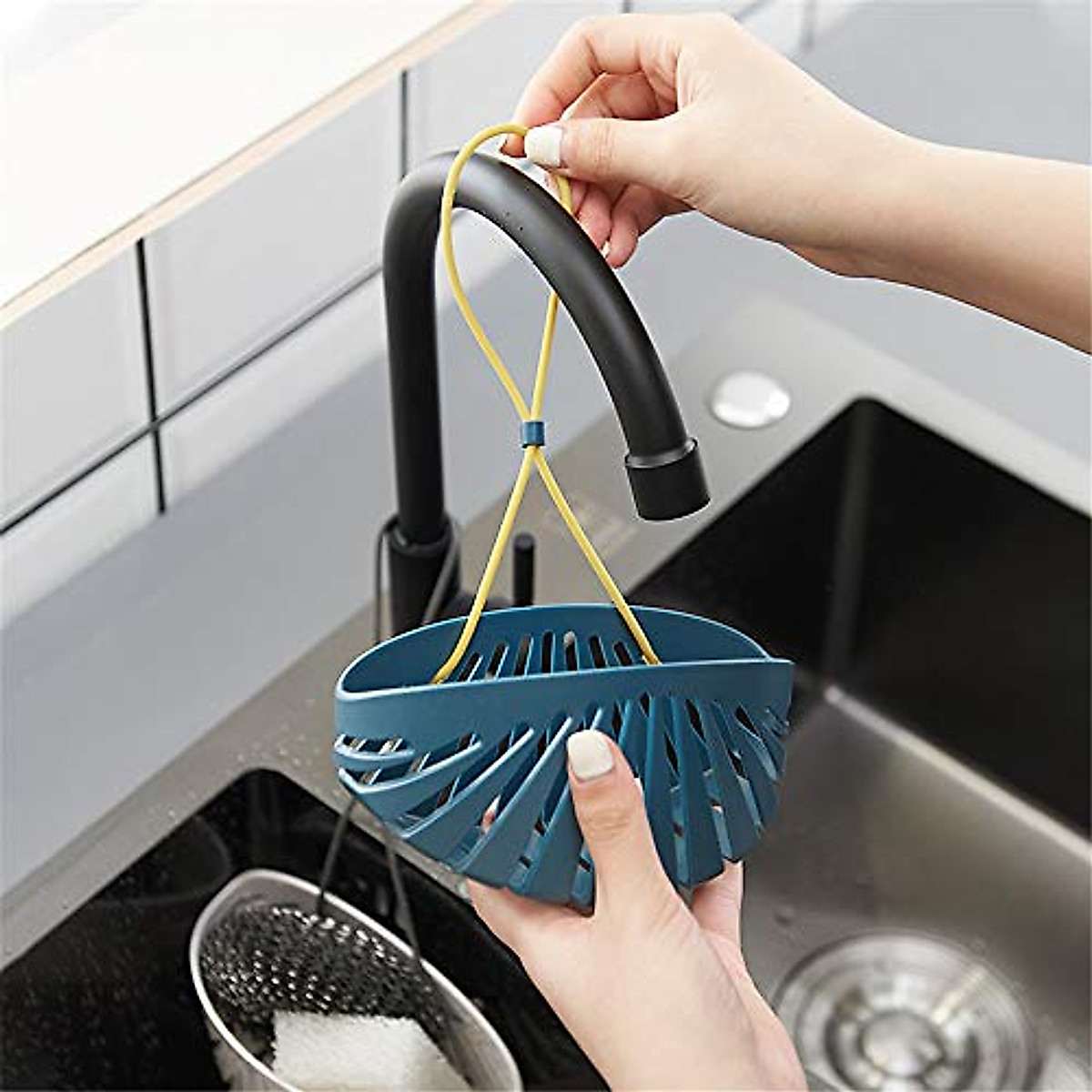 SDUSEIO Kitchen Sink Shelf Soap Sponge Drain Rack Holder Hanging Basket Storage Kitchen Organizer Sink Accessories Sink Caddy for Kitchen Bathroom, (Blue）