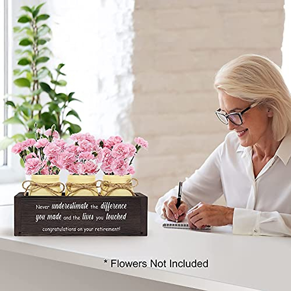 THYGIFTREE Retirement Gifts for Women, 2023 Happy Retirement Appreciation Gifts for Mom Teacher Nurse Coworkers Employee Friends, Mason Jar Farmhouse Planter Box - Never Underestimate the Difference You Made
