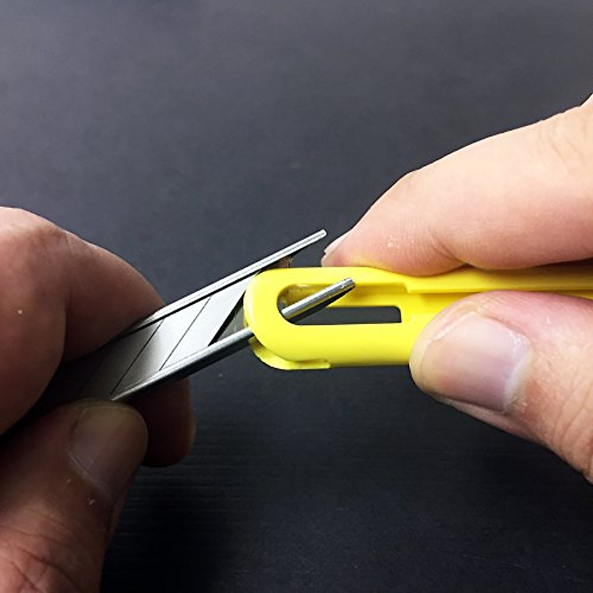 NT Cutter ABS Grip 30-Degree Multi-Blade Cartridge Knife (A-553P),Yellow