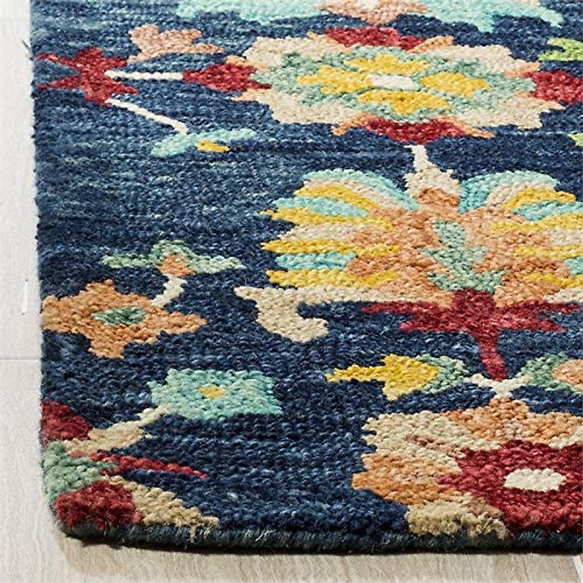 Safavieh Aspen Collection 3' x 5' Navy/Red APN510N Handmade Boho Wool Area Rug