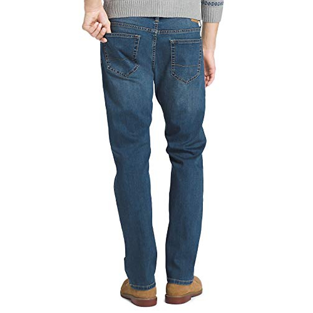 IZOD Men's Comfort Stretch Straight Fit Jean, Mavericks Blue, 34x32