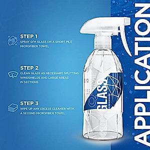 GYEON Quartz Q²M Glass 500 ml - Easy to Use Streak Free Car Glass Cleaner Safe for All Surfaces - Safe for Car Touch Screens - Smudge and Streak Free - Best Glass Cleaner in Your Car Detailing Kit