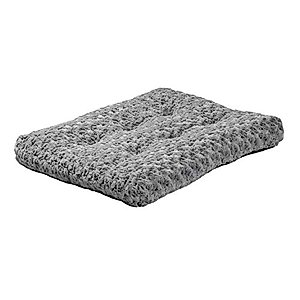 MidWest Homes for Pets Deluxe Dog Beds Super Plush Dog & Cat Beds Ideal for Dog Crates Machine Wash & Dryer Friendly, 1-Year Warranty
