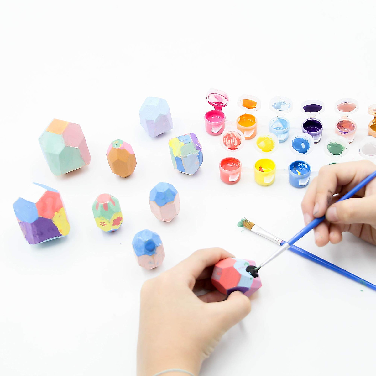 MERRYHEART 16PCS DIY Wooden Balancing Stones, Wooden Building Blocks with Pigment Stacking Game, Rock Blocks Educational Puzzle Toy