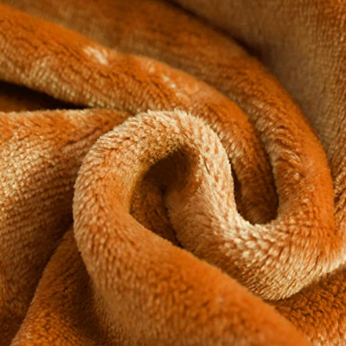 SOCHOW Flannel Fleece Blanket Twin Size, All Season Lightweight Super Soft Cozy Blanket for Bed or Couch, Orange