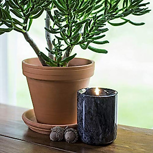 Willow Lane Home Soy Candles in 6 Scents in White or Black Marble Vanilla in Black/Grey Marble