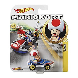 Hot Wheels GBG30 Mario Kart 1:64 Die-Cast Toad with Sneeker Vehicle