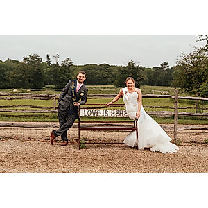 Docooniver Bride to be&Groom to be 2 Pack Sash for Bridal Shower,Bachelorette Party Sash,Bridal Shower Favors and Decorations.(White&Black)