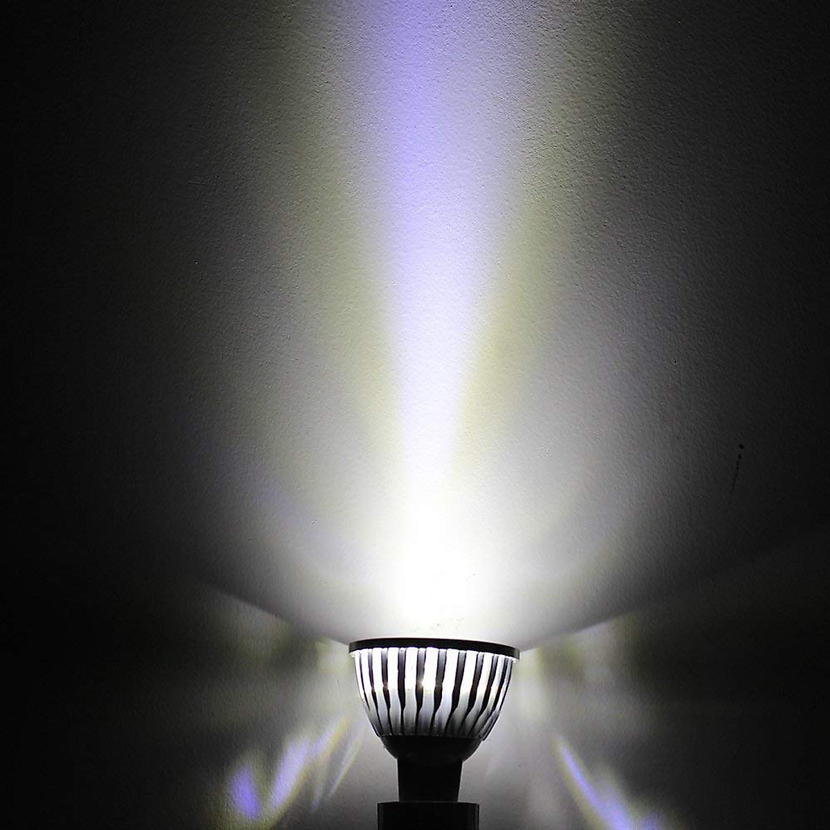 MR16 LED Light Bulbs 3W MR16 Base LED 12V 3W(20W Halogen Bulb Equivalent) Cool White LED Bulb Spotlight Bulbs for Landscape Recessed Lighting,12V Low Voltage,6000K Cool White,Not Dimmable,6 Pack