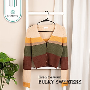 Sharpty Plastic Hangers, 20-Pack, Slim, Space Saving, Heavy Duty, Notched, Durable, Smooth, Fabric-Friendly, Ideal for Clothing, Coats, Shirts, Ties, Belts, Accessories - Black