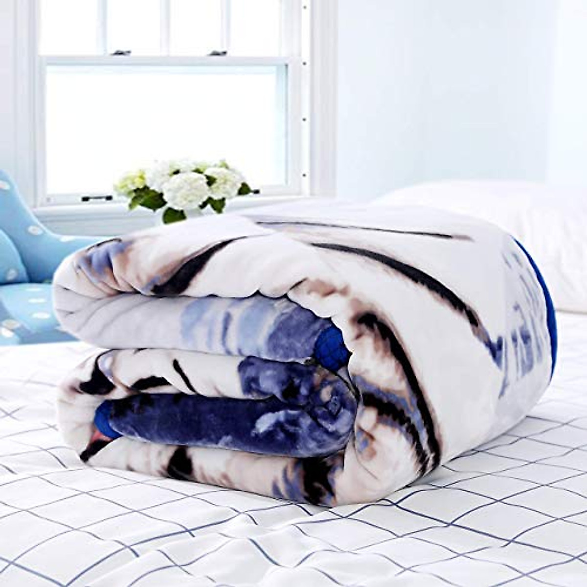 Faux Fur Throw Blanket Queen Size - 75"x90" Soft Plush Warm Faux Mink Bed - Blankets (Queen (75"x90"), Snow Tigers)