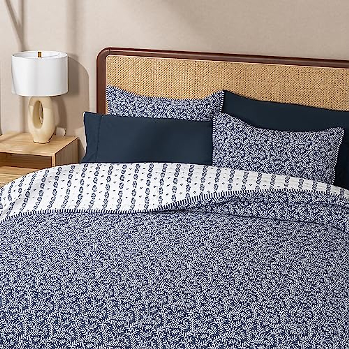 EVERGRACE Floral Printed Quilt Comforter Set Queen Size, 3 Pieces (1 Reversible Quilt Bedding Set, 2 Pillow Shams), Microfiber Lightweight Coverlet Bedspread for All Seasons, Foggy Blue, 92"x96"