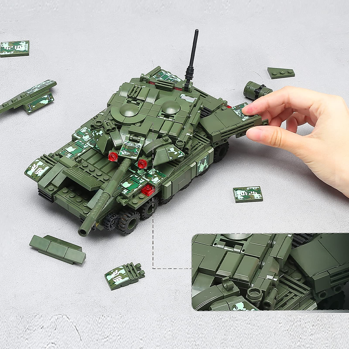 Military Armed 8 in 1 Tank Building Blocks Set, Compatible with Lego WW2 Armed (642PCS) Toys Gift for Boys 6-10, 8-14 Year